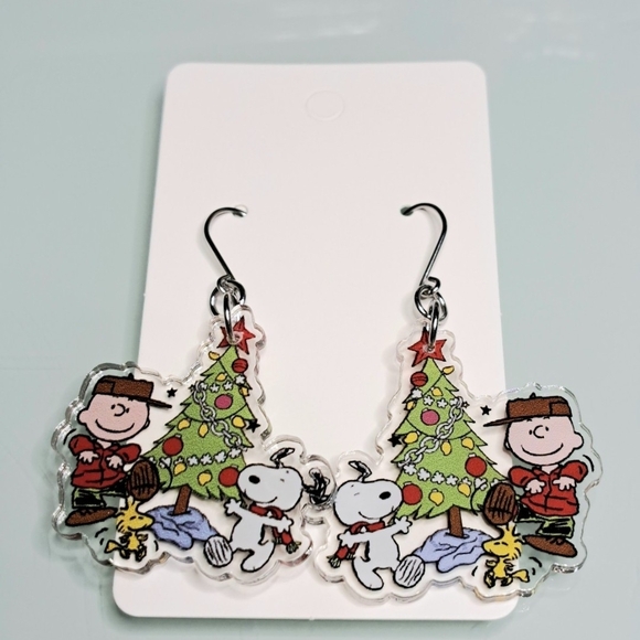 Peanuts | Jewelry | Peanuts Snoopy And Charlie Brown Holiday Earrings ...